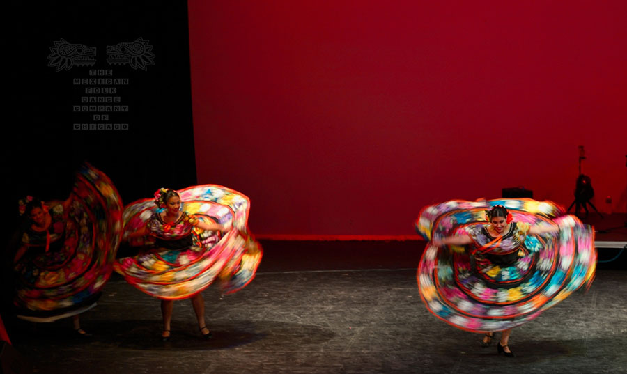 The Mexican Folk Dance Company of Chicago - Dance from Chiapas